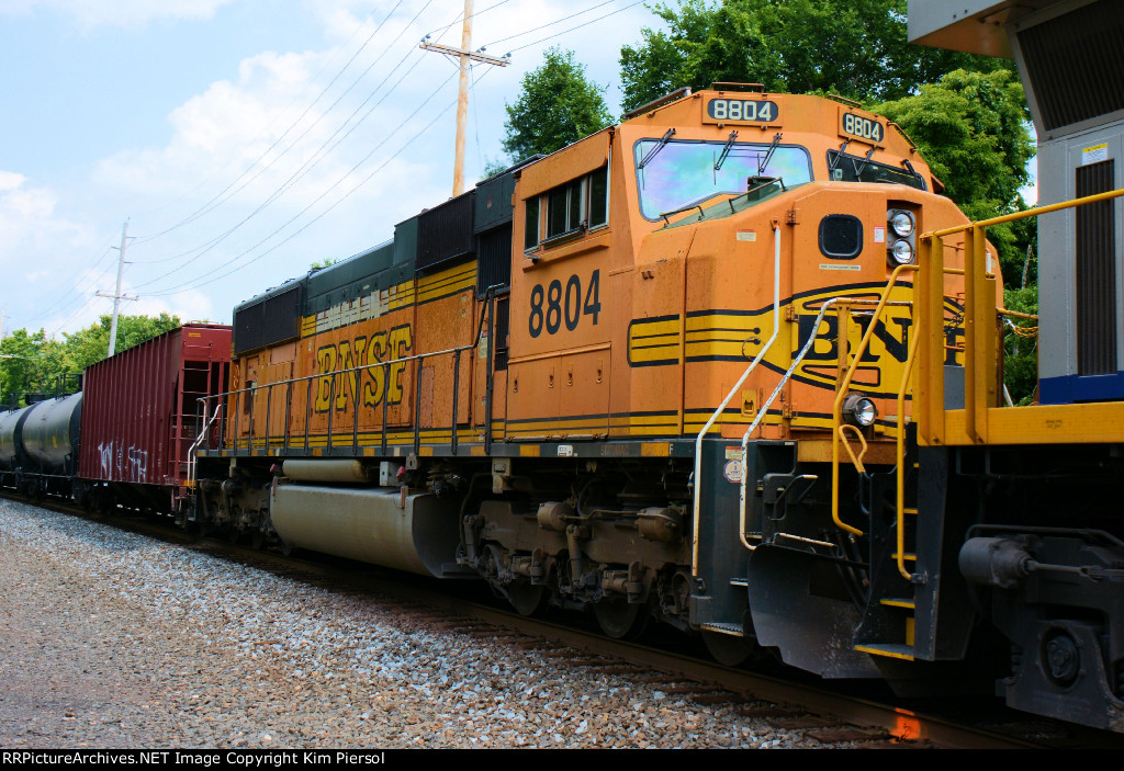 BNSF 8804
